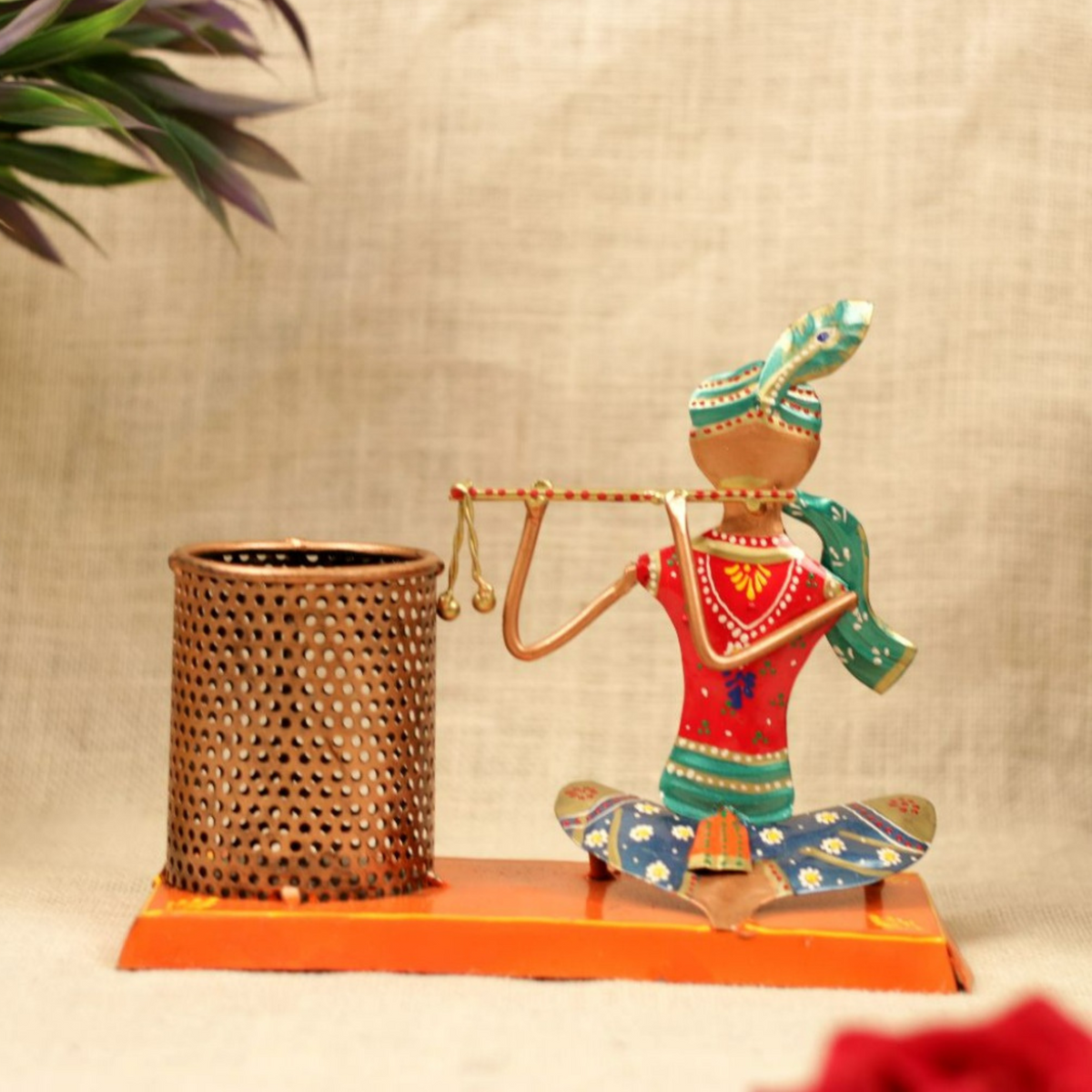 Painted Iron Sitting Krishna Pen Stand – Homez Valley